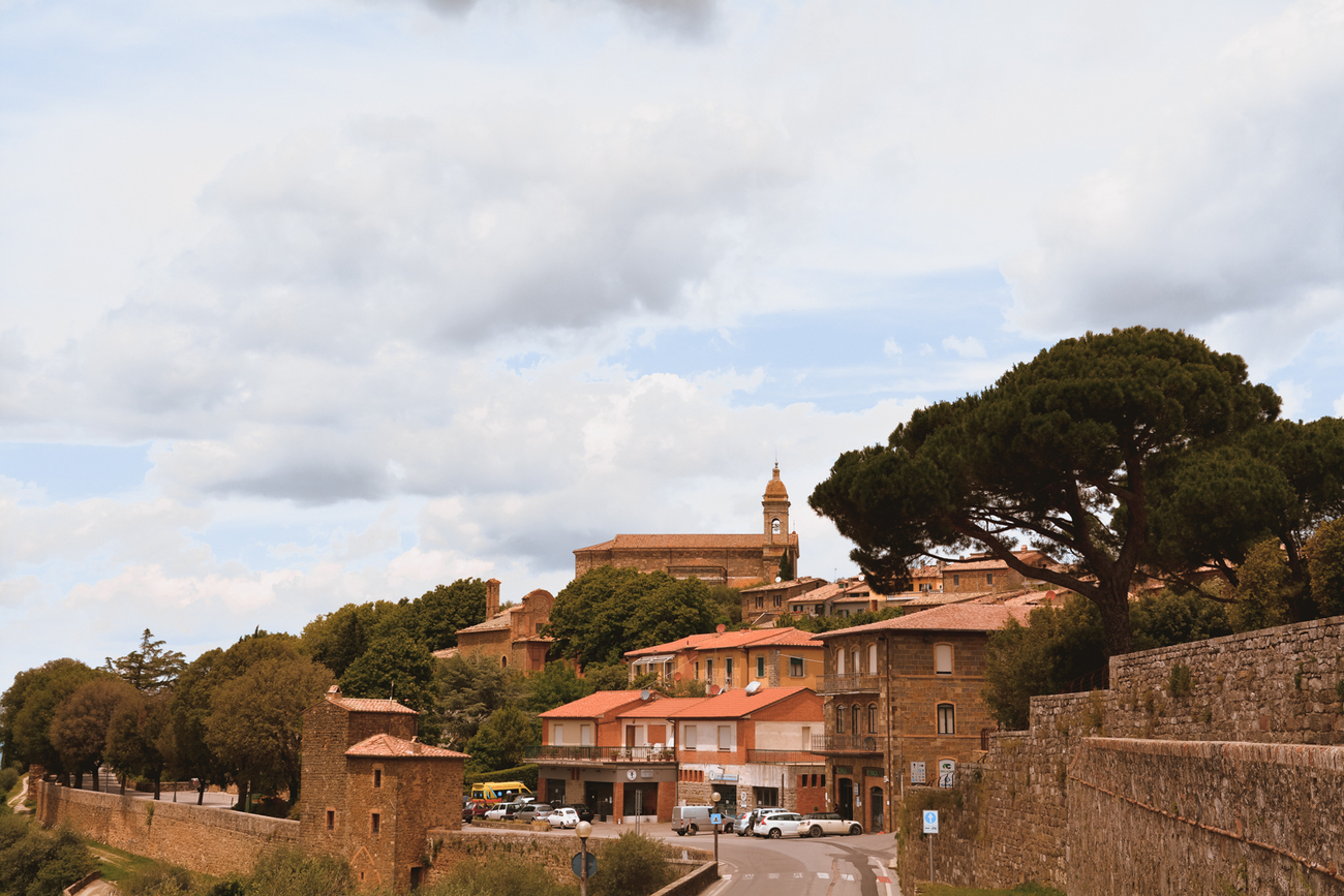 Qué ver en Montalcino (y descubrir sus encantos)